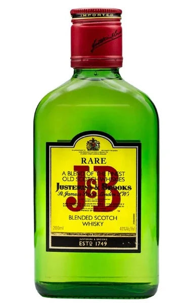 J&B Blended Scotch 200ML | Speyside-Heart Blend – The Liquor Barn